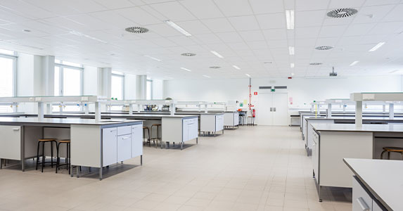 Moving to a Wet Lab Space: Three Important Phases of Your Move